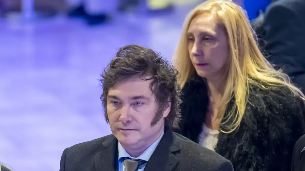 Encuesta revela la imagen de Milei: caída sin precedentes